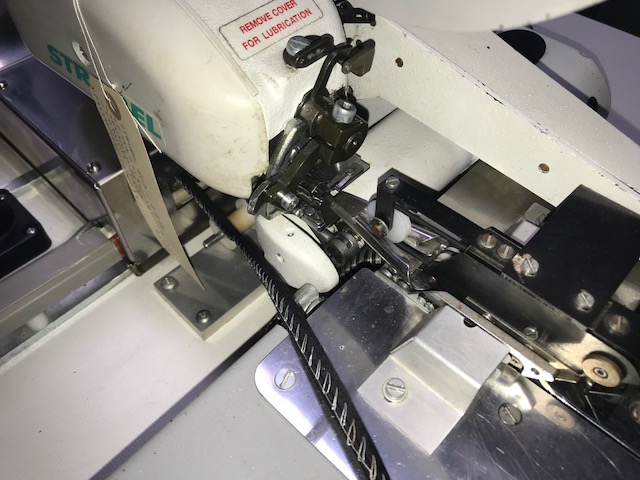 Classic blindstitch belt loop machines : STROBEL 103-258