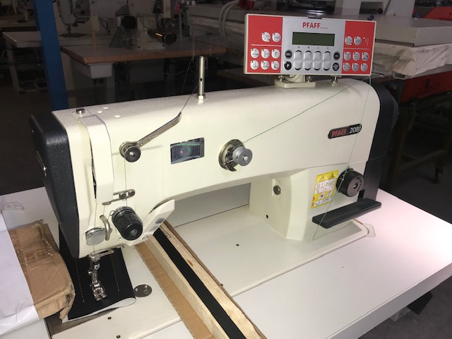 1 needle lockstitch with needle feed : PFAFF 2081-G-900-24